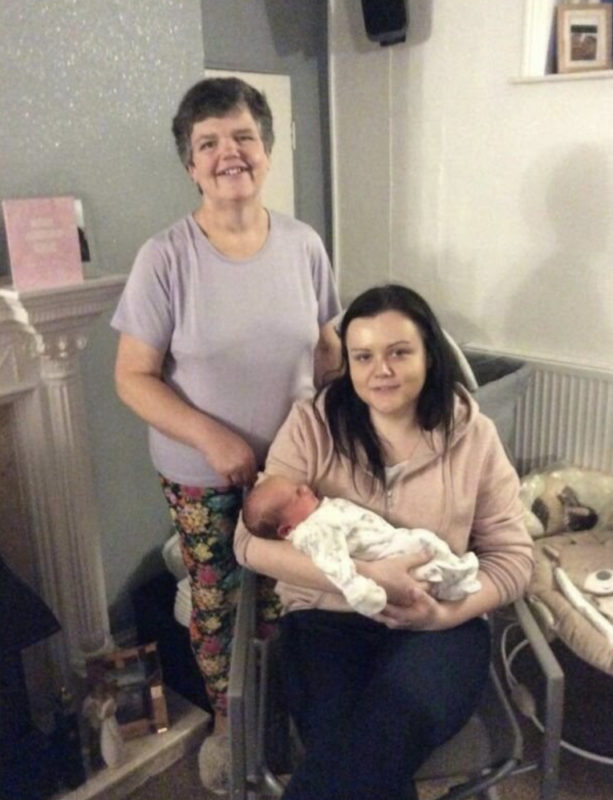 At the age of 55 the mom did impossible for her daughter who could not ...